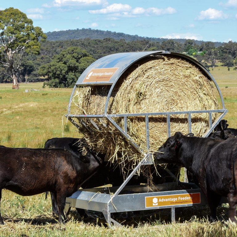 HAY FEEDER ROOF - Advantage Feeders